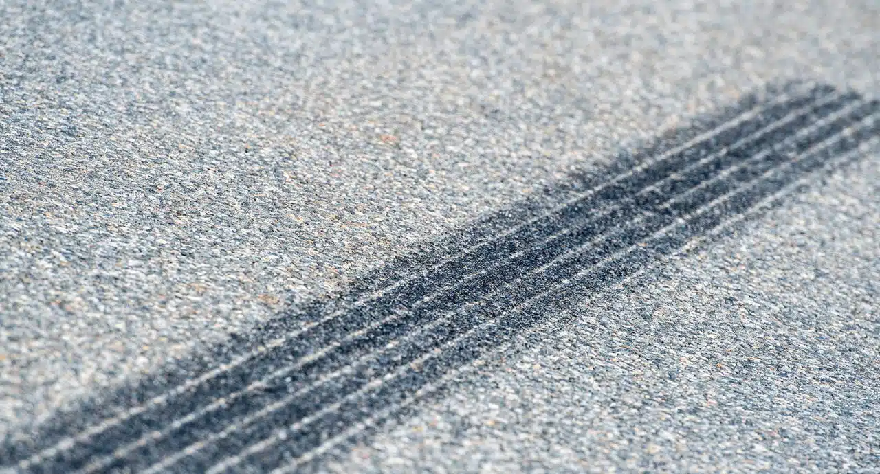 Bremsweg berechnen: Formel und Faktoren erklärt | Verti